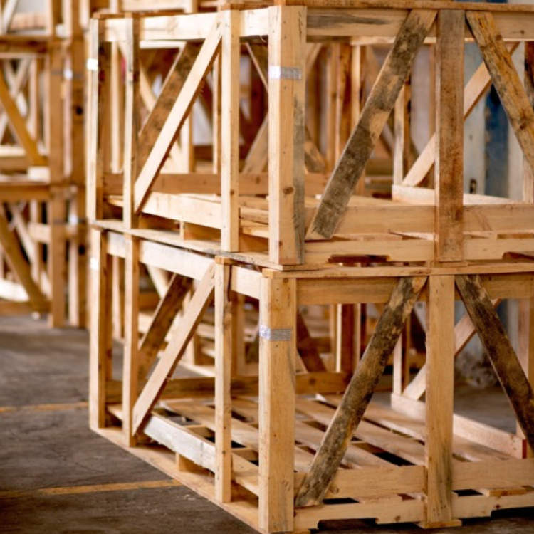 Tarimas, empaques y embalajes